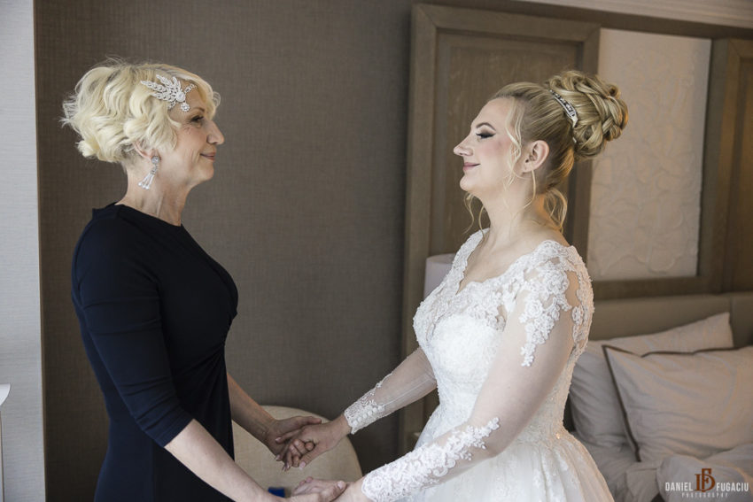 Maria and Nick's wedding at Mutter Museum