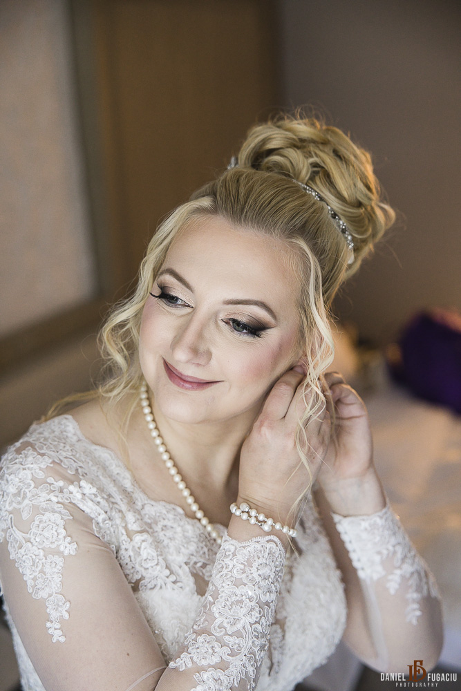 Maria and Nick's wedding at Mutter Museum